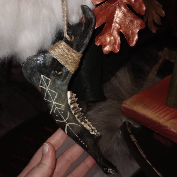 Made to Order: Sigil Deer Jawbone Hangers - Etsy