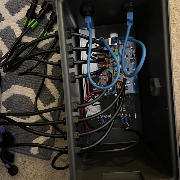 Falcon F16v5 16 Port Enclosure - Etsy