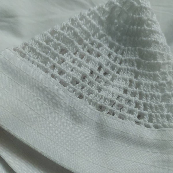 Premium Quality Soft White Qatari Style Kufi Khaleeji Arabian Hat ...