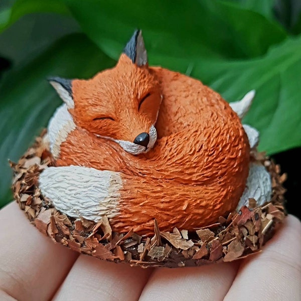 Miniature Red Nine Tailed Fox Figurine Sleep in Woods. Handmade Resin ...