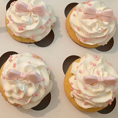 1 Dozen Fondant Bows, Handmade Edible Small Fondant Bow Cake Toppers ...