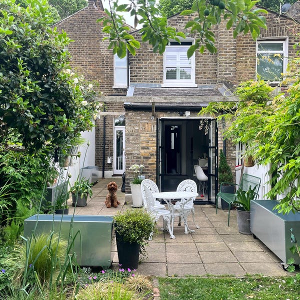 Weathered Steel Raised Round Open Bottom Planter Beds - Etsy UK
