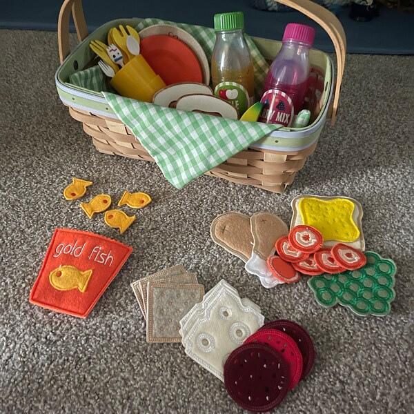 Play Food , Felt Food , Chicken Dinner Play Set , Drumsticks , Bread ...