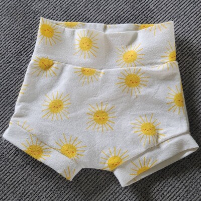 Essential Stretch Bummies Shorts Sewing Pattern & VIDEO - Etsy