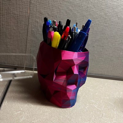 Solid Green Pen Holders Edgy Pencil Cups 3D Printed CV Silk Green 0.8mm ...