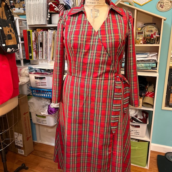 Red Multicolor Metallic Plaid Taffeta Fabric (60 In.) Sold by the Yard ...