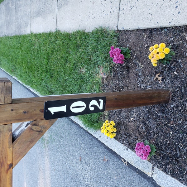 Hanging Reflective Mailbox Post Sign, Ariel Font, up to 5 Numbers - Etsy