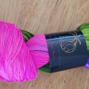 Dragonfly in Amber Blue, Green, Gold, Hand Dyed Superwash Merino/nylon ...