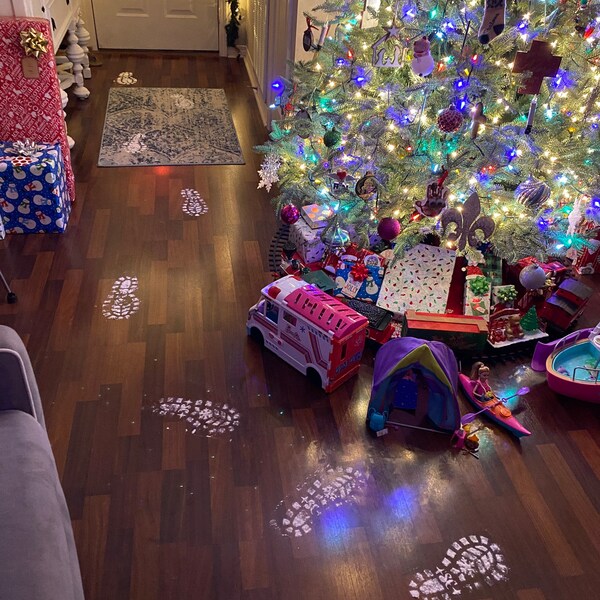 Santa Boot Print Reusable Stencil, Christmas Eve Prop, Wooden Santa ...