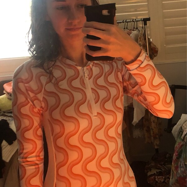 Women's Long Sleeve Crop Top Rash Guard & High-waist Shorts | Coral ...