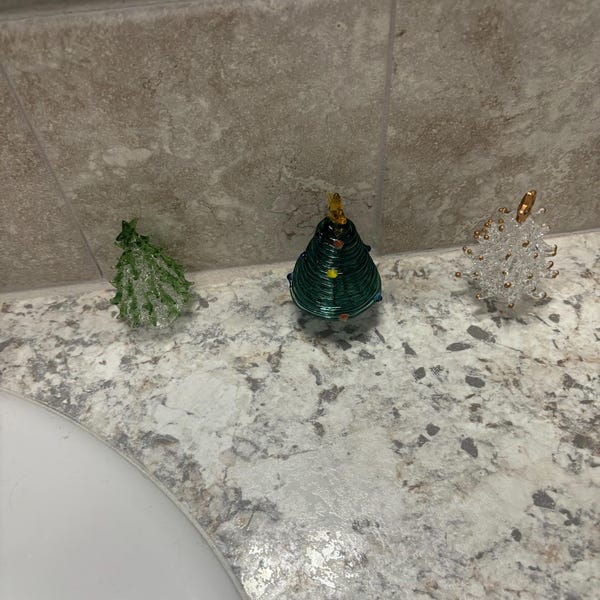 Handmade Stained Glass Figurines, Glass Christmas Trees, Handmade ...