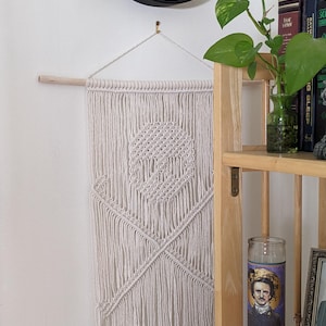 Horror Macrame Wall Hanging, Horror Home Decor, Horror Gift, Spooky ...