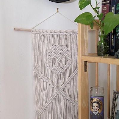 Horror Macrame Wall Hanging, Horror Home Decor, Horror Gift, Spooky ...