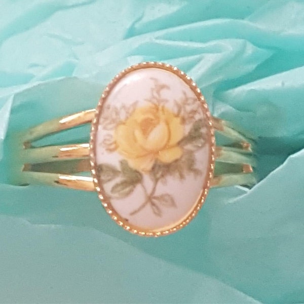 Yellow Rose Ring, Yellow Rose Cameo Ring, Yellow Flower Ring, Vintage ...