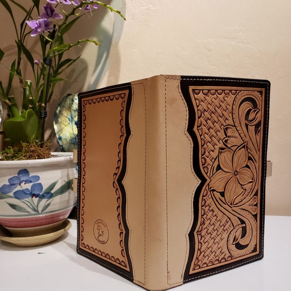 Hand Carved Leather Notebook Padfolio / Custom Leather Notebook - Etsy