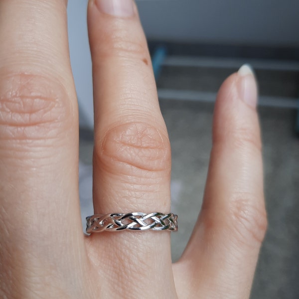 Celtic Eternity Knot Ring | Irish Ring | Platinum Coated 925 Sterling ...
