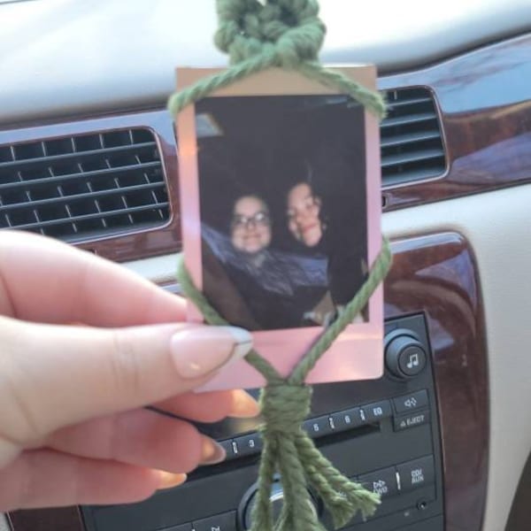 Polaroid Photo Frame | Macrame Frame | Macrame Photos Hanger | Review ...