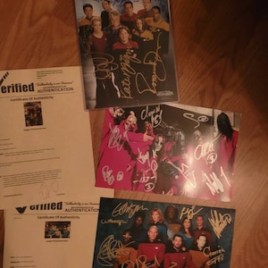 Charmed Cast Signed Photo X3 – Shannen Doherty, Holly Marie Combs + W ...