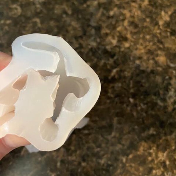 Religious Blessed Virgin Mary Goddess Candle Silicone Mold, Jesus ...