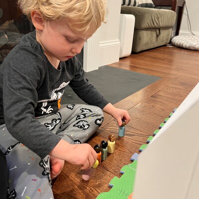 Peg Dolls, Set of 6 tall Classic Rainbow 3 1/2 Tall Peg Doll Girls ...