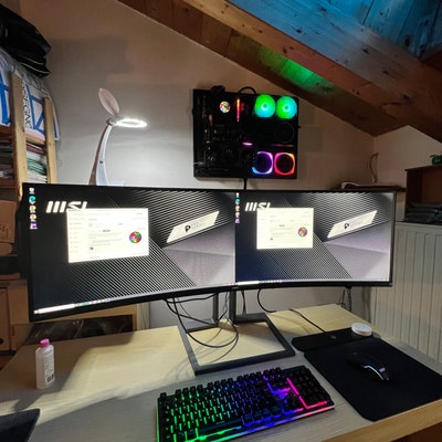 Wall Computer Dual Radiator, Wall Computer, Open Air Computer Case ...