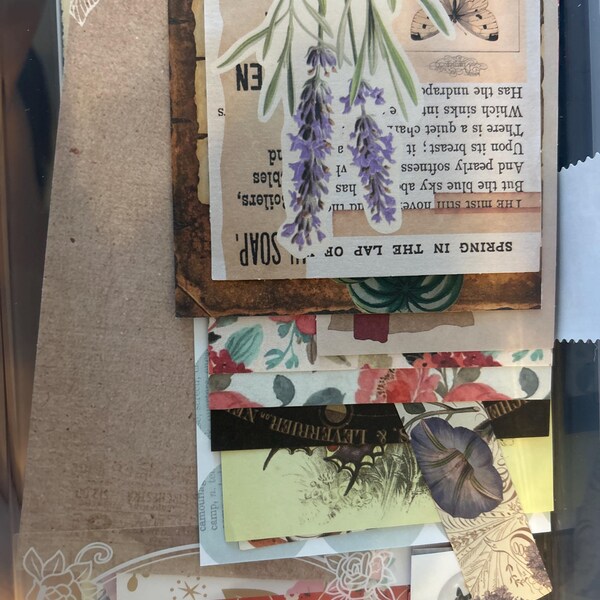Cottage Core Themed 40 Piece Junk Journal Kit Scrapbooking Collage Card ...