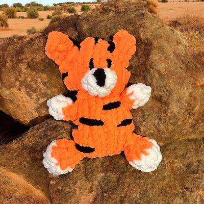 Fingerknit Chunky Tiger Safari Animal Plushie Pattern With Video ...