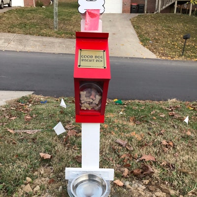 Good Dog Biscuit Box From the Family of the Founder of the Little Free ...