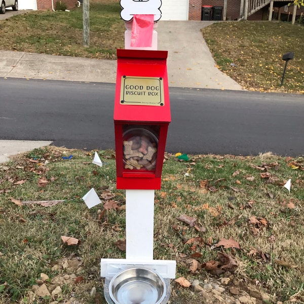 Good Dog Biscuit Box From the Family of the Founder of the Little Free ...