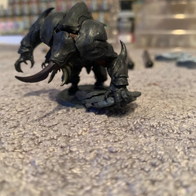 Umber Hulk Miniature Lord of the Print Insect Warrior Model Cave ...
