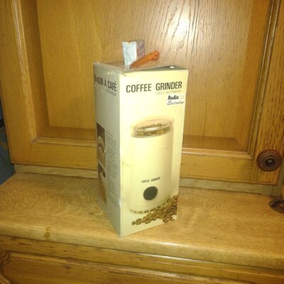 1970s Rhythm Transistor Stylish White-green Wall Clock Kitchen Clock ...