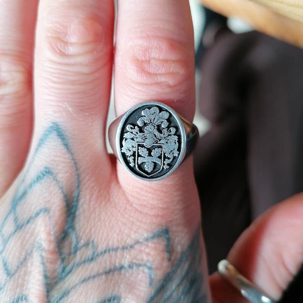 Family Crest Signet Ring,mens Ring,womens Ring,embossed,gift for Family ...