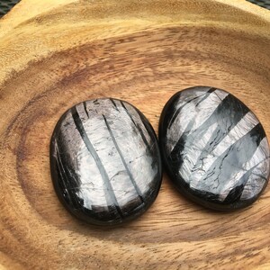 Hypersthene, Hypersthene Palm Stone, Hypersthene Stone, Healing Stones ...