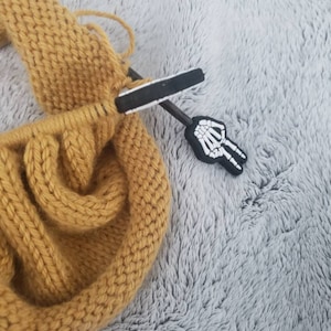 Classic Skull Beanie Knit PATTERN Halloween Beanie Knitting - Etsy