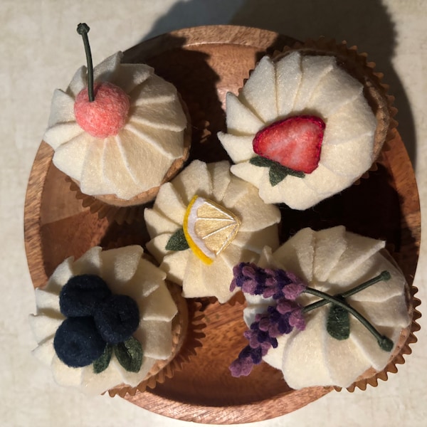 Handmade Felt Strawberry Cake Realistic Play Food, Pretend Dessert ...