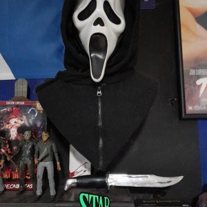 Stab Movie in Scream Shelf Art Movie Display Complement to Thriller ...