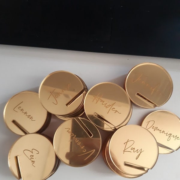 Acrylic Wedding Name Place Cards Ideas, Circle Place Names Wedding ...