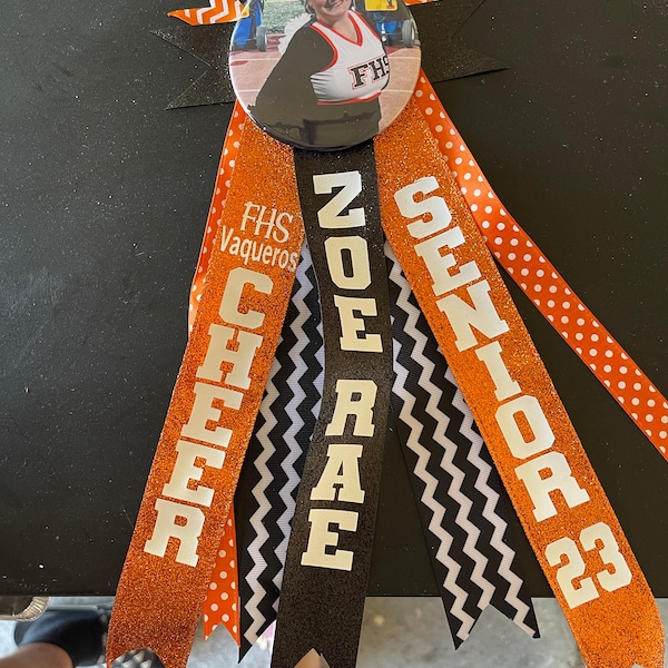Personalized Team Spirit / Graduation Buttons - Etsy