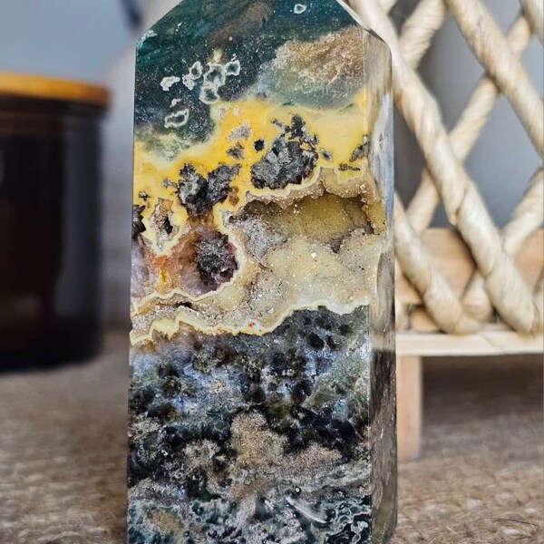 Volcano Agate Natural Crystal Towers | UV Reactive Volcano Agate | UV ...