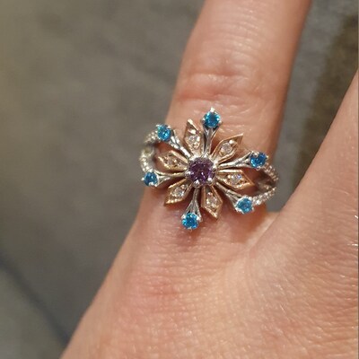 Enchanted Disney Frozen 2 Elsa Snowflake Engagement Ring/ 925 Sterling ...