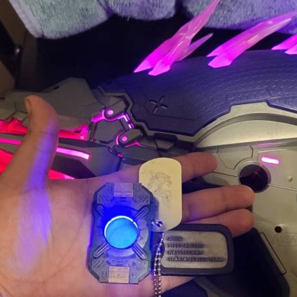 Hand-painted Halo Inspired AI Data Chip Light-up Prop - Etsy