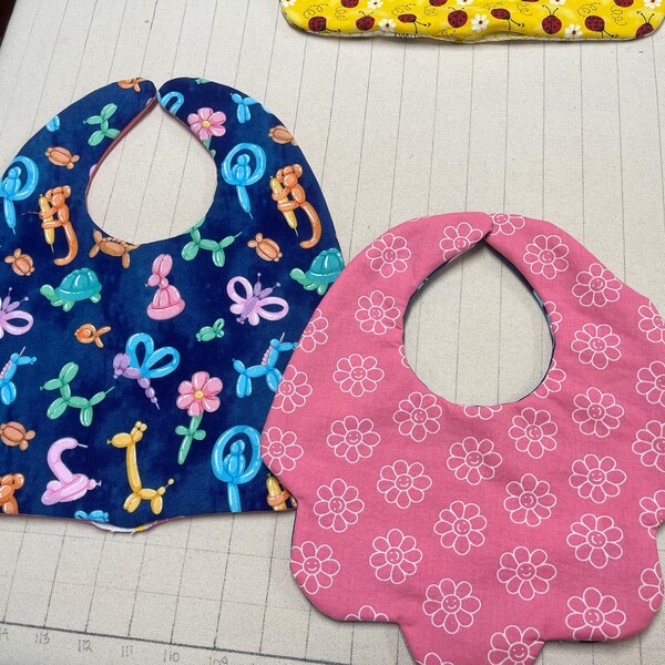 Reversible Baby Bib Sewing Pattern: Unisex Scallop Design (PDF) - Etsy