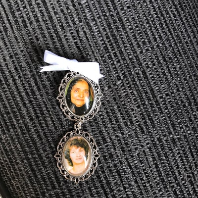 Personalised Photo Memory Brooch. Bouquet Charm. Button Hole. Grooms ...