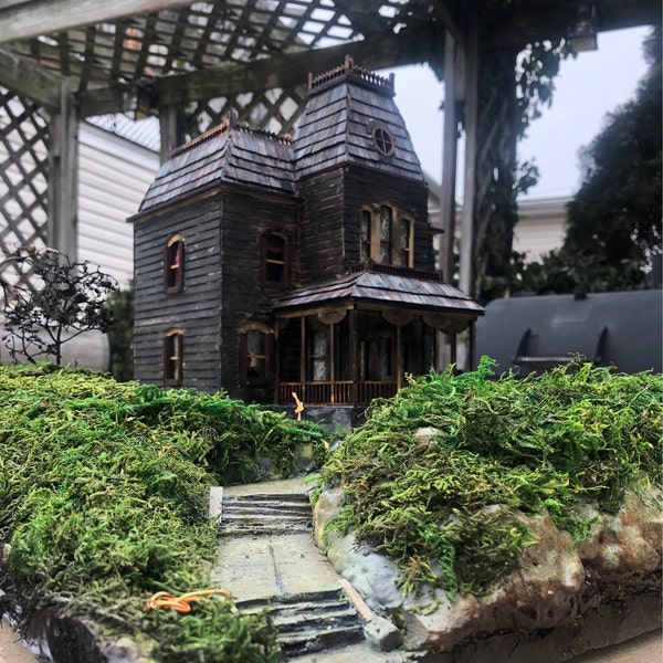 Bates Motel House Model Kit: Psycho Film Replica, DIY Build - Etsy