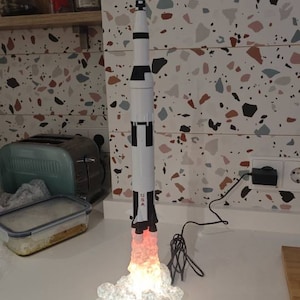 Apollo 11 Saturn V Rocket Lamp - Etsy