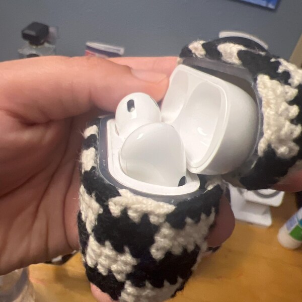 Bunny Crochet Airpods Case - Gen 1, Gen 2, Gen 3, Pro - Animal Earbuds ...