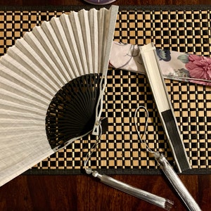 Beautiful Green Leaf Pattern Folding Fan, Tree of Life Hand Fan ...