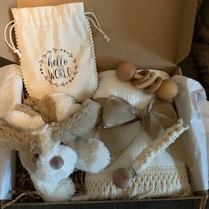 Baby Gift Set, Neutral Gift Box, Baby Gift Set, Baby Shower Gift, New ...