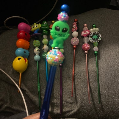 EXCLUSIVE Green Glow in the Dark Alien Silicone Focal Bead - Etsy