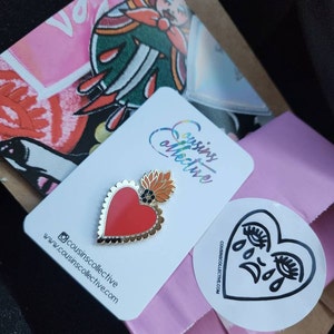 Traditional Flower Tattoo Enamel Pin Lapel Pin Badge Set of 2 Collar ...